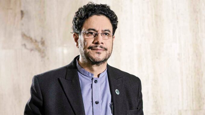 Iván Cepeda seguirá en el Senado mientras avanza su campaña ...